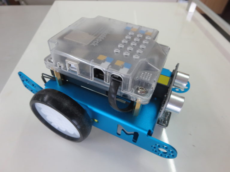 mBot Obstacle avoiding 20190902 | AKIOSTEM.com